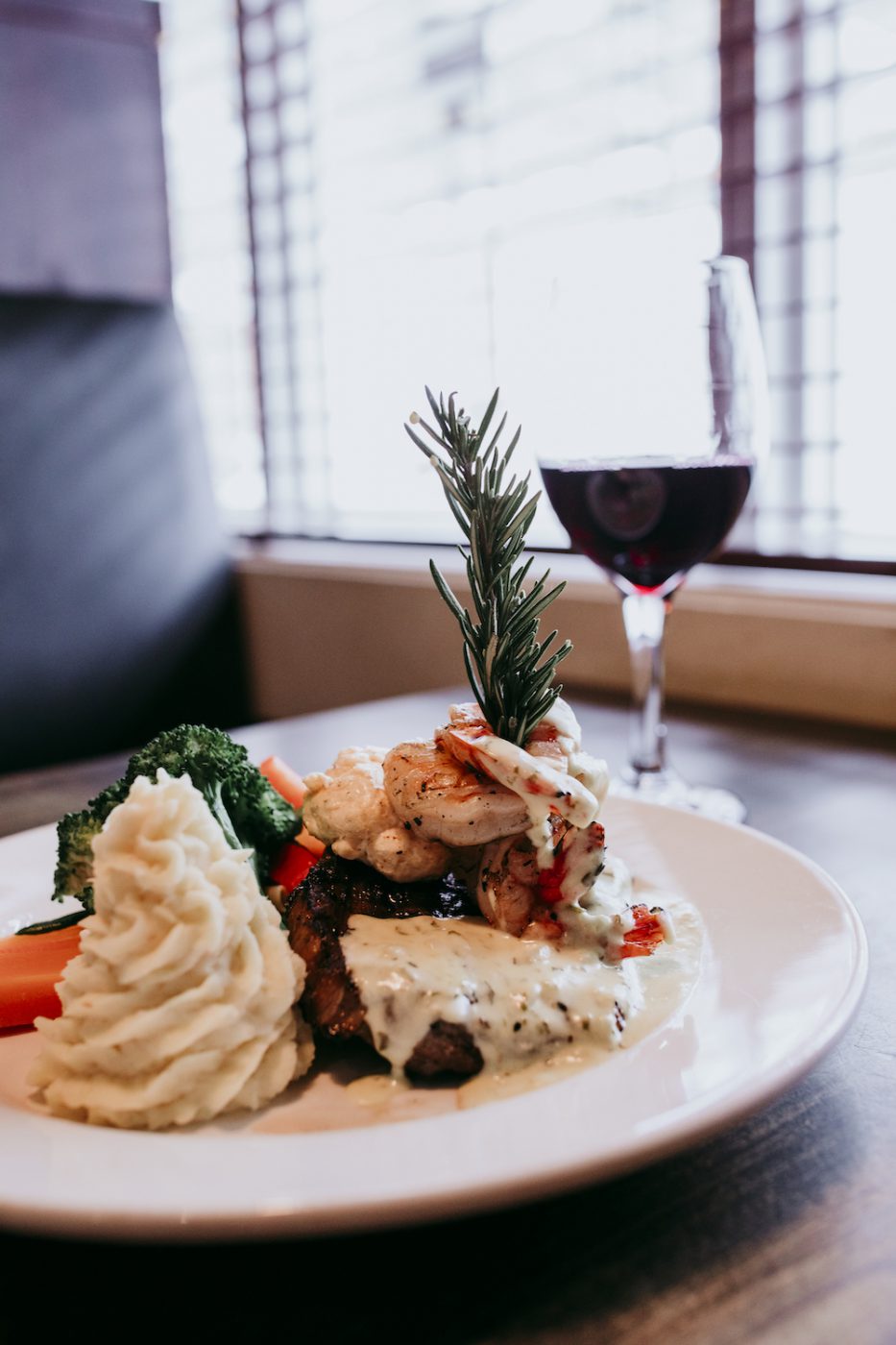 Photos – Sola’s Bar and Grill